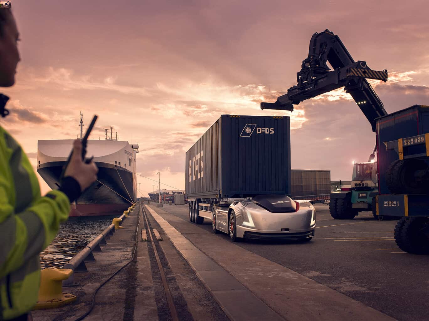Volvo’s autonomous vehicle Vera enters port duty - FreightWaves
