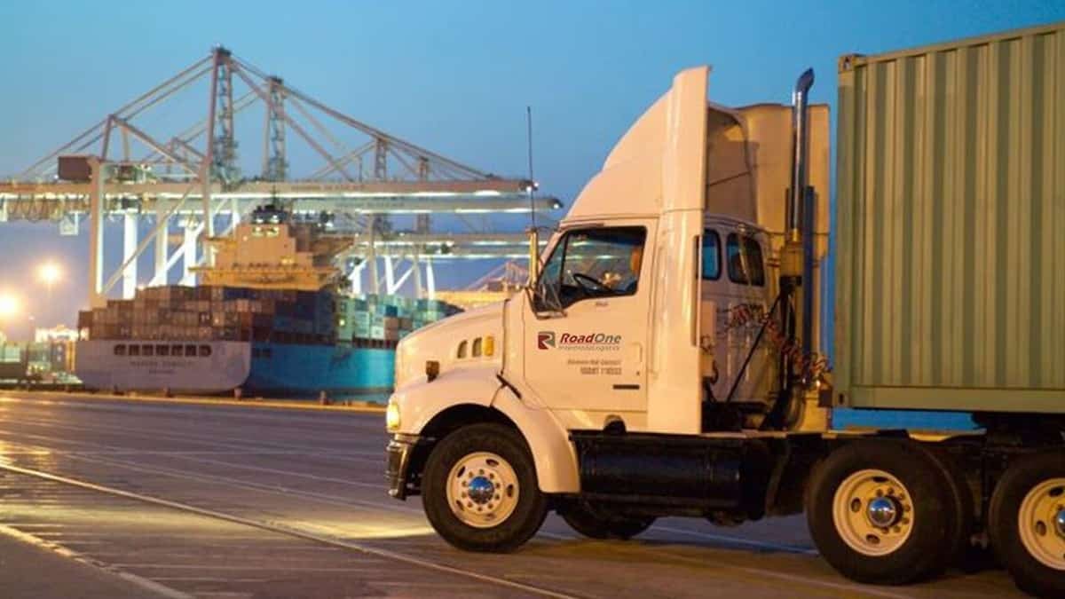 Port Report: RoadOne sees uptick, but no boom in peak season - FreightWaves