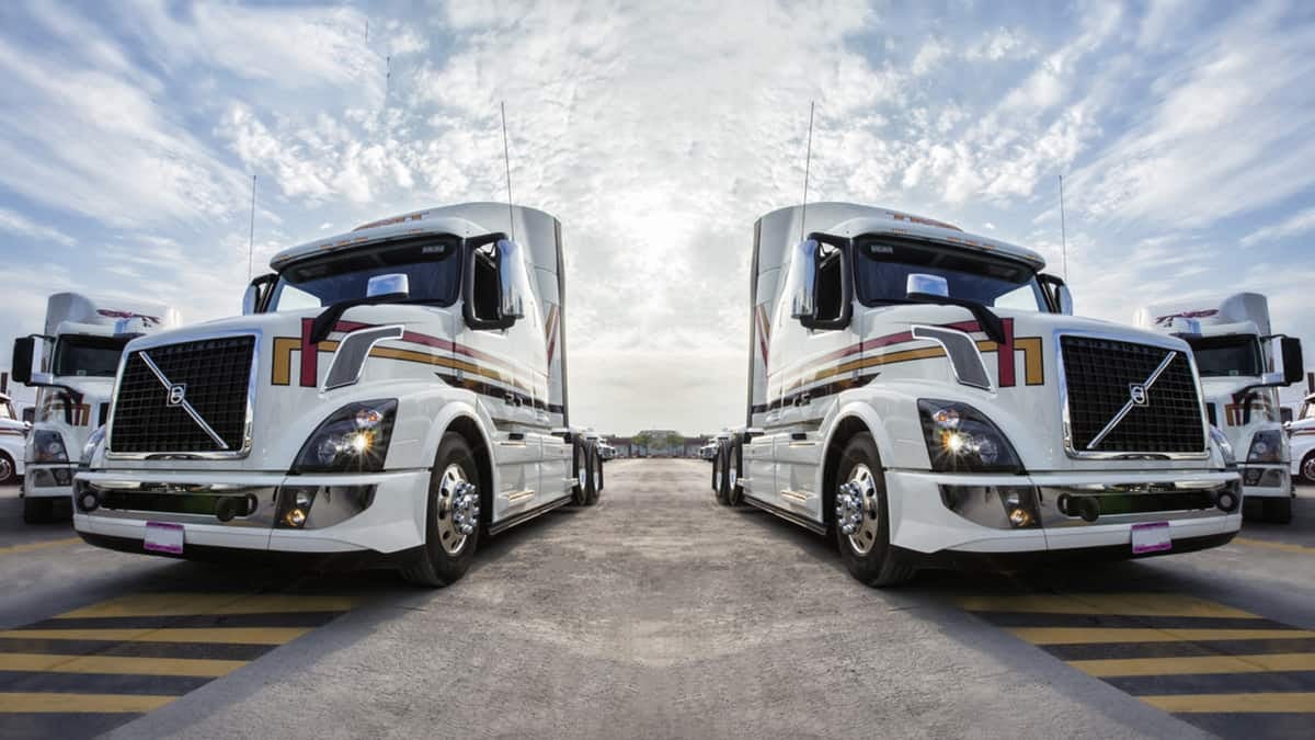 Borderlands: Volvo delivers 76 trucks to Mexican carrier; crews checked ...