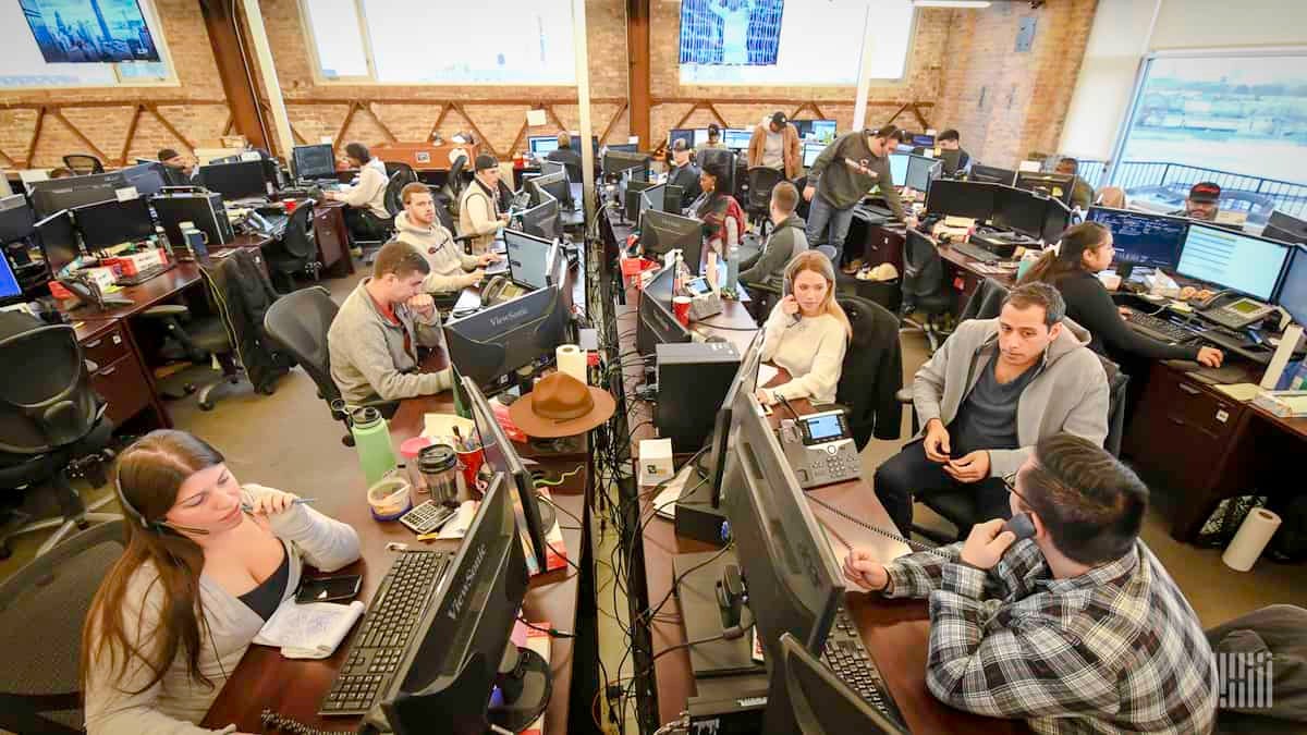 Redwood Logistics partners with Transflo to expand carrier pool, market ...