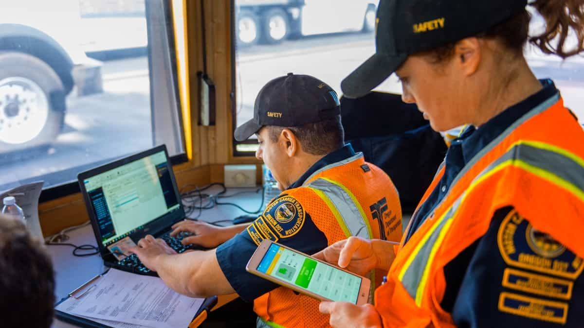 Today's Pickup: Oregon trucking officials retire following ...