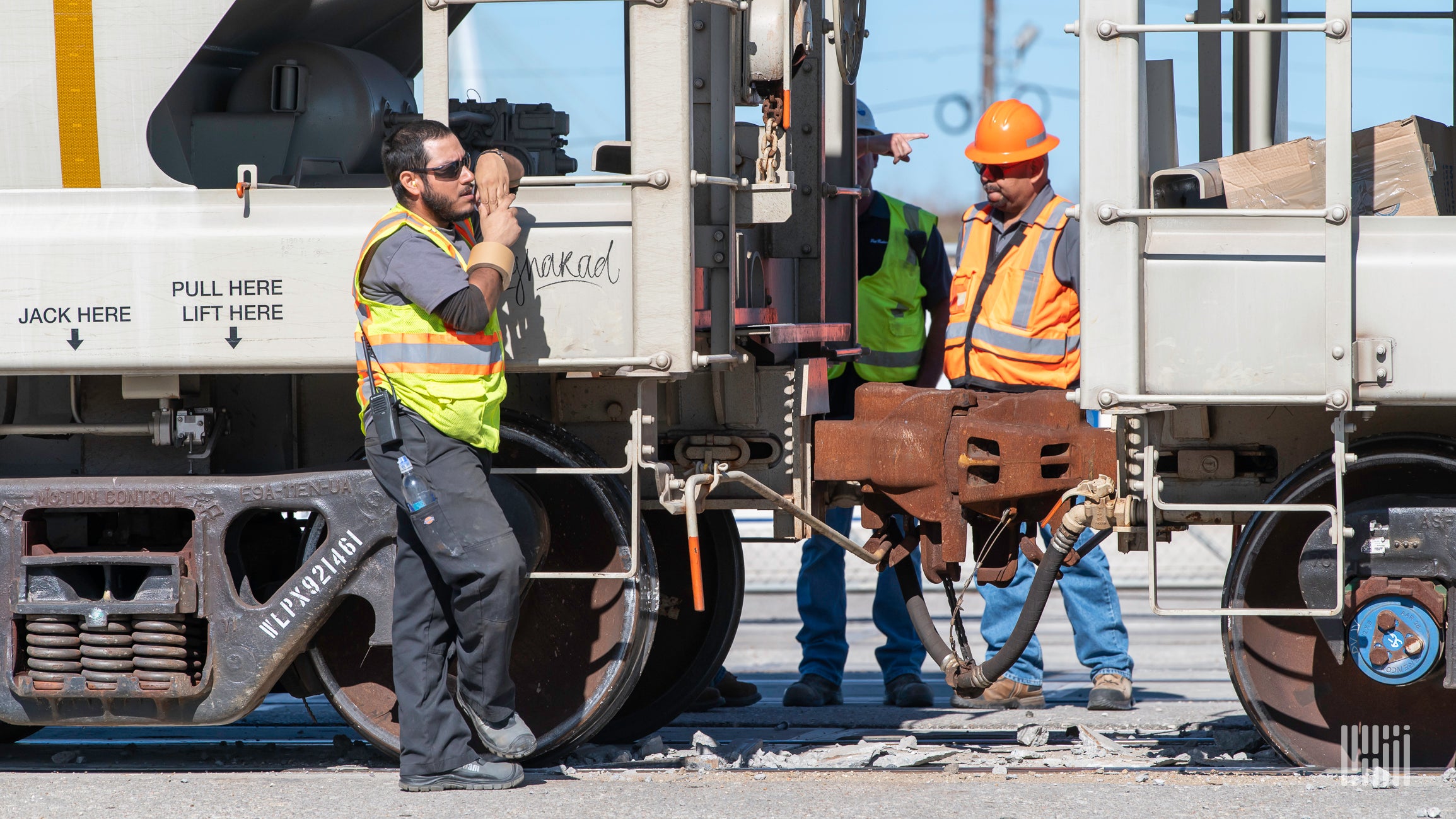 Unions representing machinists, utility workers have new sick leave ...